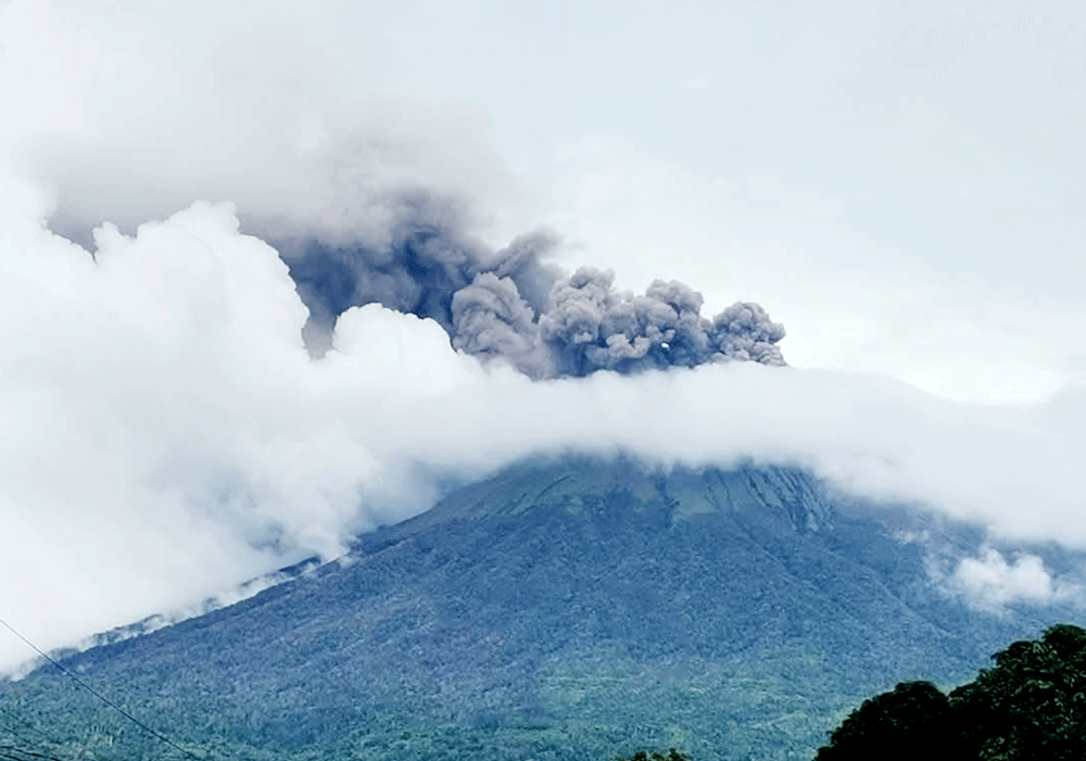 6 volcanic quakes in 24 hours at Kanlaon — Phivolcs - Amazing